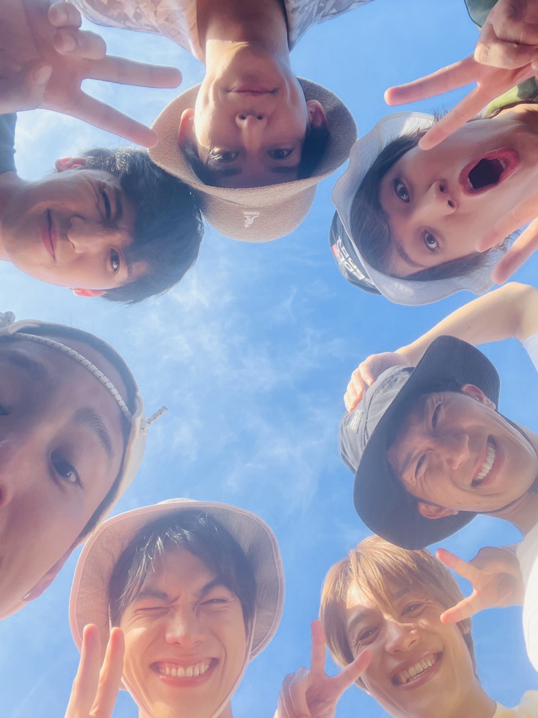 ジャニーズWEST、圧倒的“青春感”あふれる集合写真を公開！素敵なメンバーたちに絶賛の声相次ぐ。 | 歌詞検索サイト【UtaTen】ふりがな付