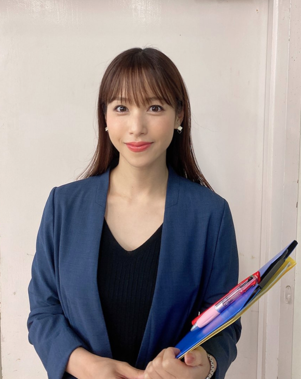 鷲見玲奈、美しすぎる准教授に！授業中もドキドキしそう「消し好き」 | 歌詞検索サイト【UtaTen】ふりがな付