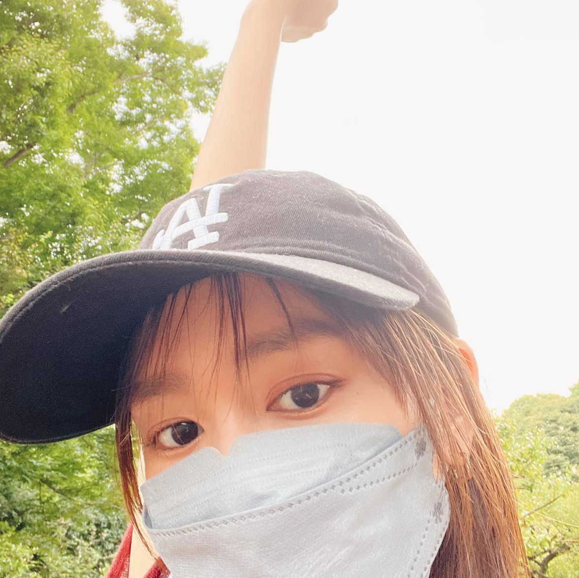 桐谷美玲、新しいチャレンジを報告！目元だけでも可愛さ全開の伸びショット | 歌詞検索サイト【UtaTen】ふりがな付