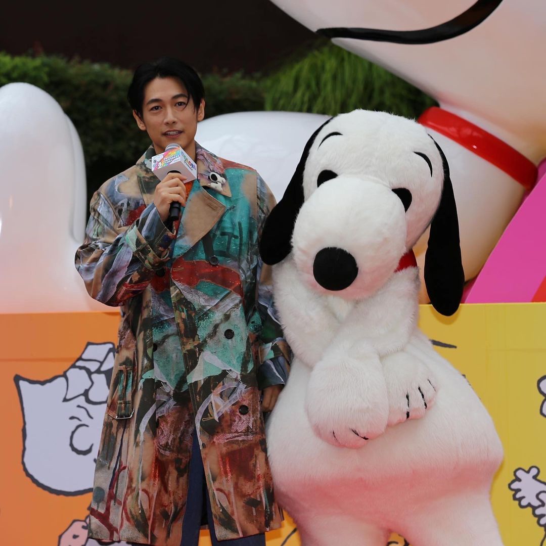 ディーン・フジオカ、大好きなスヌーピーにメロメロ！可愛い一面にほっこり | 歌詞検索サイト【UtaTen】ふりがな付