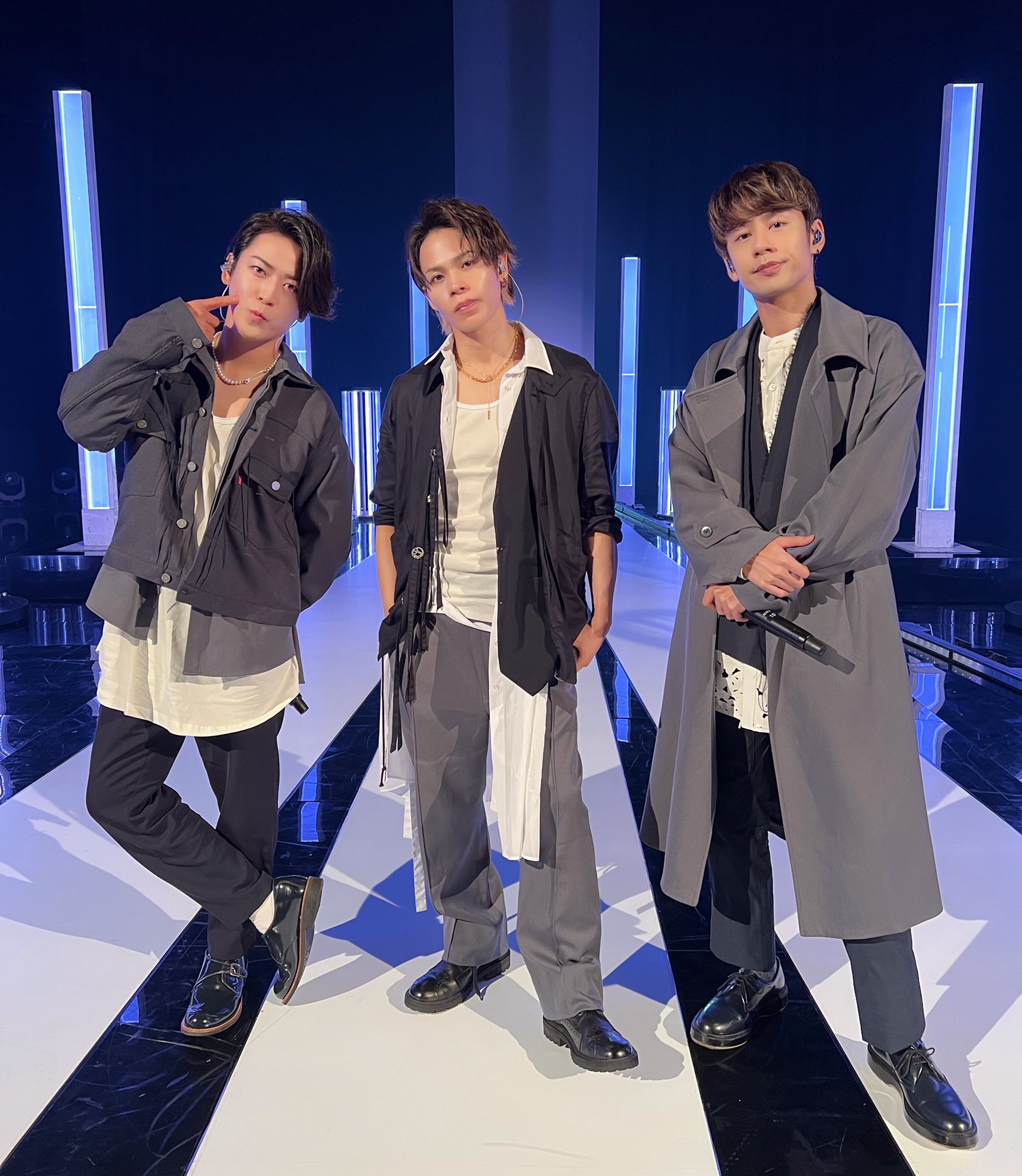 KAT-TUN、かっこいいとかわいいの大渋滞！「ザ少年倶楽部プレミアム」出演時のオフショット公開 | 歌詞検索サイト【UtaTen】ふりがな付