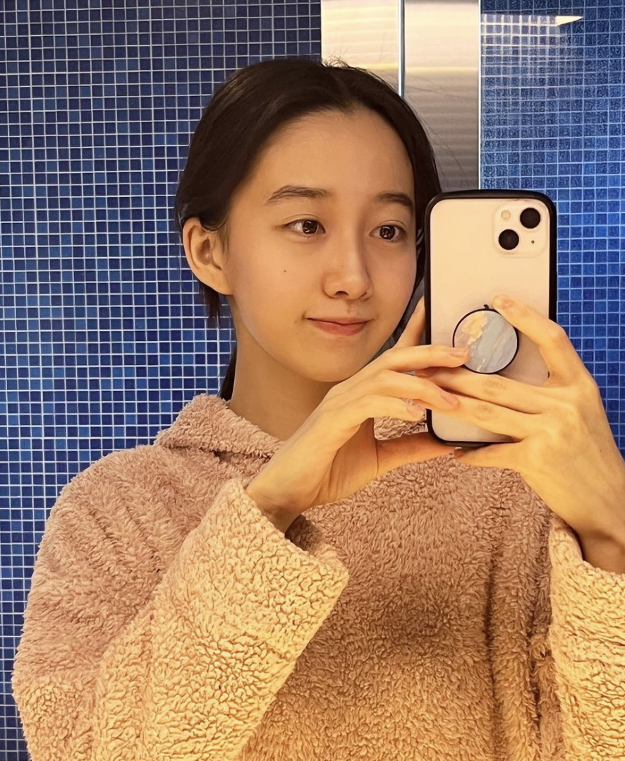 Cocomi、本気のすっぴんデー。ぷるぷる素肌が羨ましすぎる！ | 歌詞検索サイト【UtaTen】ふりがな付