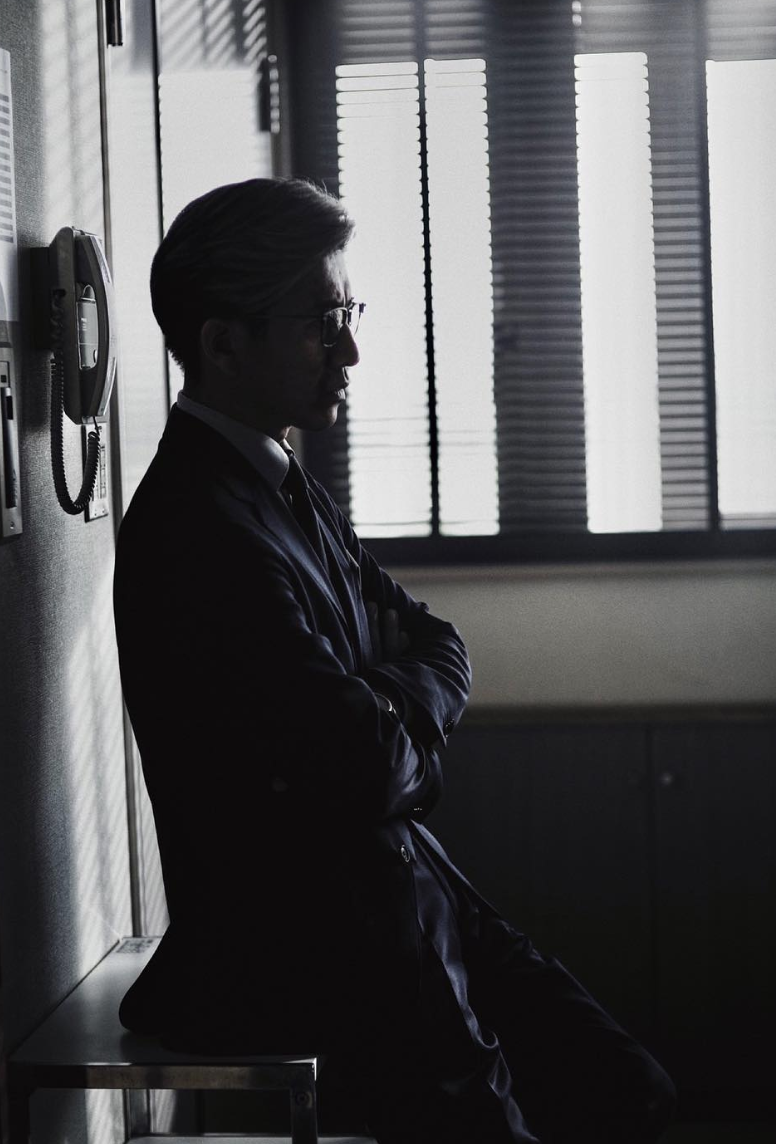 木村拓哉、厳しい視線と物静かな表情「教場」風間教官に痺れる | 歌詞検索サイト【UtaTen】ふりがな付