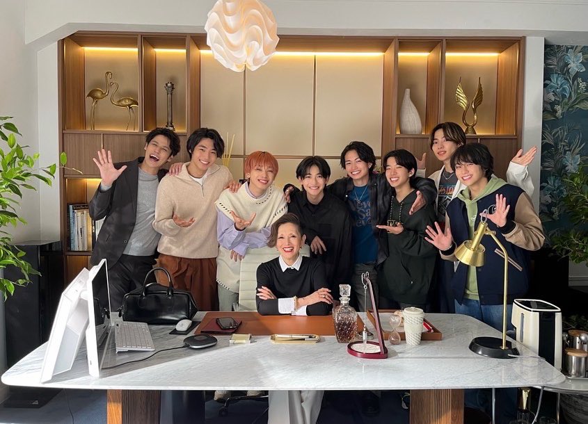 高橋文哉、8LOOM解散しないで！夏木マリへの解散阻止希望の声相次ぐ | 歌詞検索サイト【UtaTen】ふりがな付