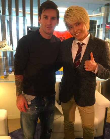 手越祐也、レジェンドたちと懐かしのツーショットが激エモ！W杯決勝戦に熱い思い綴る | 歌詞検索サイト【UtaTen】ふりがな付