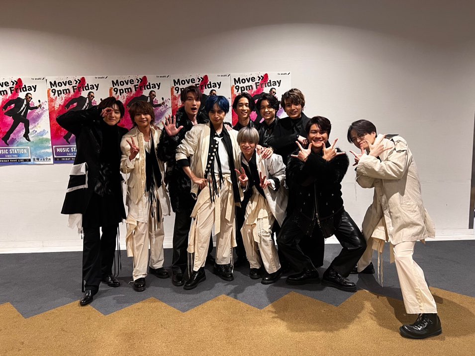 Sexy Zone、SixTONESと豪華すぎる集合ショット！ビジュ爆発なセクスト | 歌詞検索サイト【UtaTen】ふりがな付