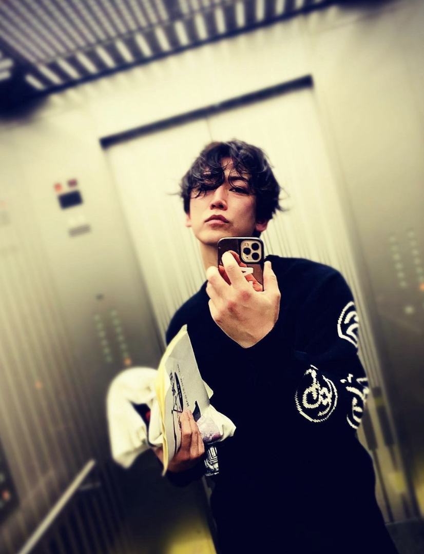 KAT-TUN・亀梨和也、サウナ終わりの濡れ髪がセクシー！ | 歌詞検索サイト【UtaTen】ふりがな付