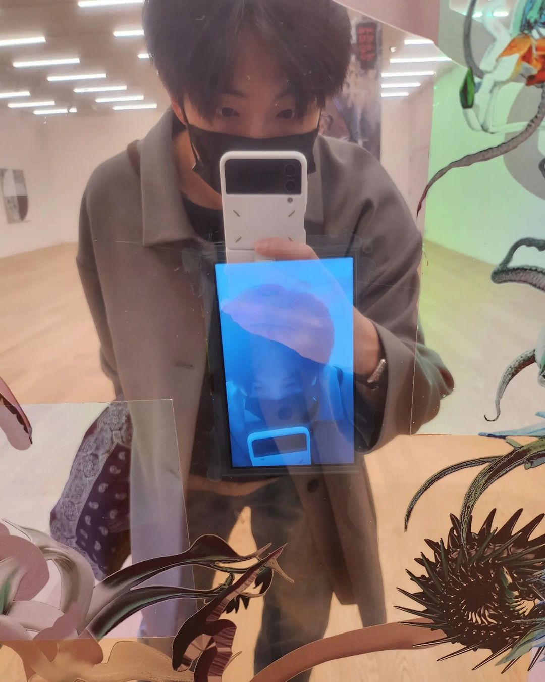 BTS・RM、マスク越しの真剣な眼差しに吸い込まれそう「Hi」と近況をシェア | 歌詞検索サイト【UtaTen】ふりがな付