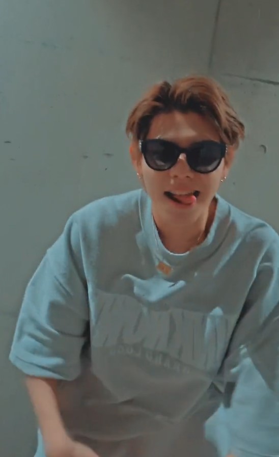 BE:FIRST・LEO、治安悪めなサングラス姿も最強！オラオラな舌ペロに沼落ち必至 | 歌詞検索サイト【UtaTen】ふりがな付