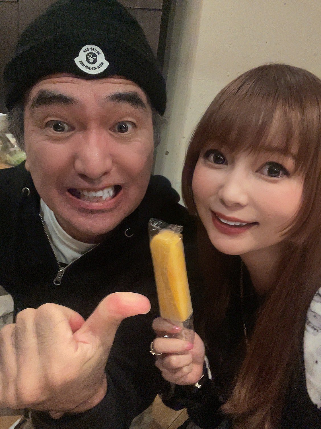 中川翔子、ガツンとみかんで乾杯！エガちゃんと一緒に打ち上げる様子を投稿 | 歌詞検索サイト【UtaTen】ふりがな付