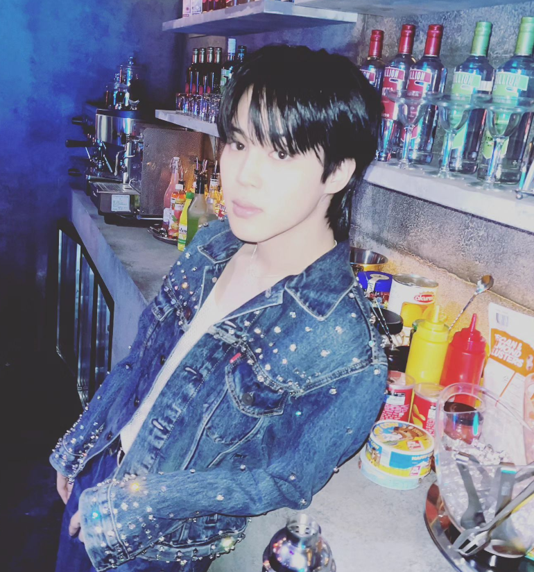 BTS・ジミン、気分はバーテンダー？色気たっぷりな姿にドキドキが止まらない！ | 歌詞検索サイト【UtaTen】ふりがな付