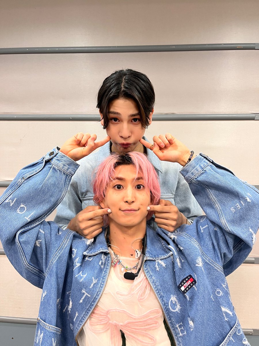 Snow Man・ラウール&佐久間大介、天使が2人？あざと可愛さMAXなさくラウ | 歌詞検索サイト【UtaTen】ふりがな付