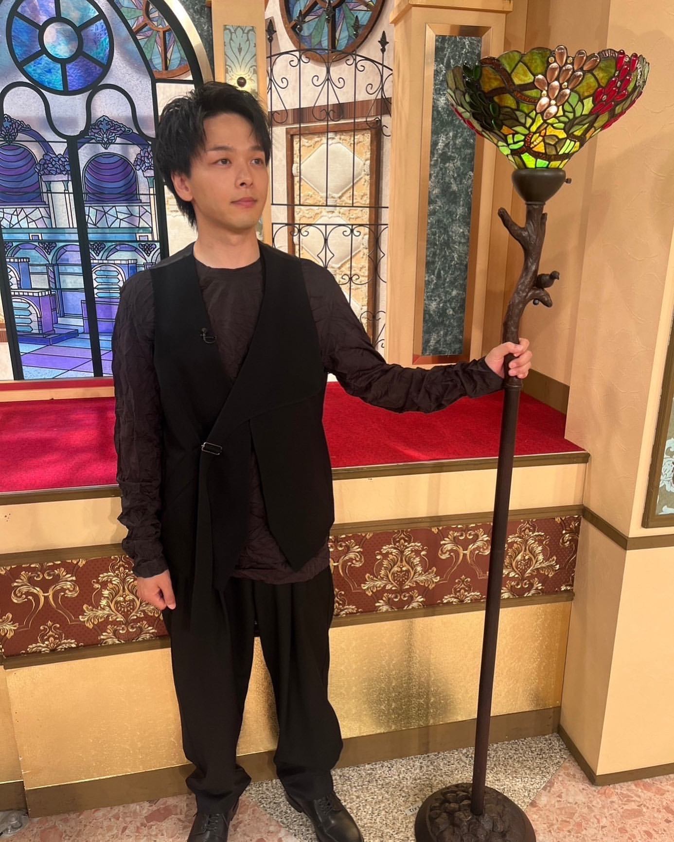 中村倫也、遠くを見つめる謎ポーズが可愛い！「林修の今知りたいでしょ」に出演 | 歌詞検索サイト【UtaTen】ふりがな付