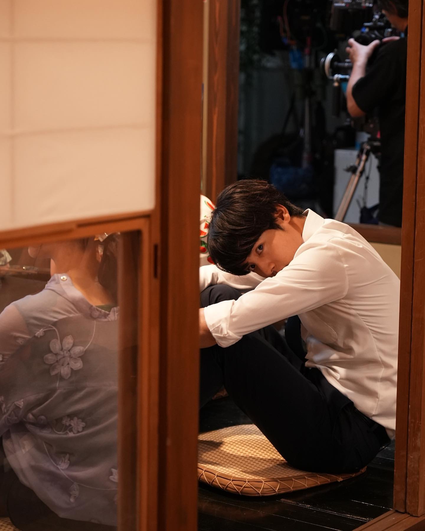 赤楚衛二、これはもう反則級な可愛さ！「こっち向いてよ向井くん」チラ見する視線の破壊力がMAX | 歌詞検索サイト【UtaTen】ふりがな付