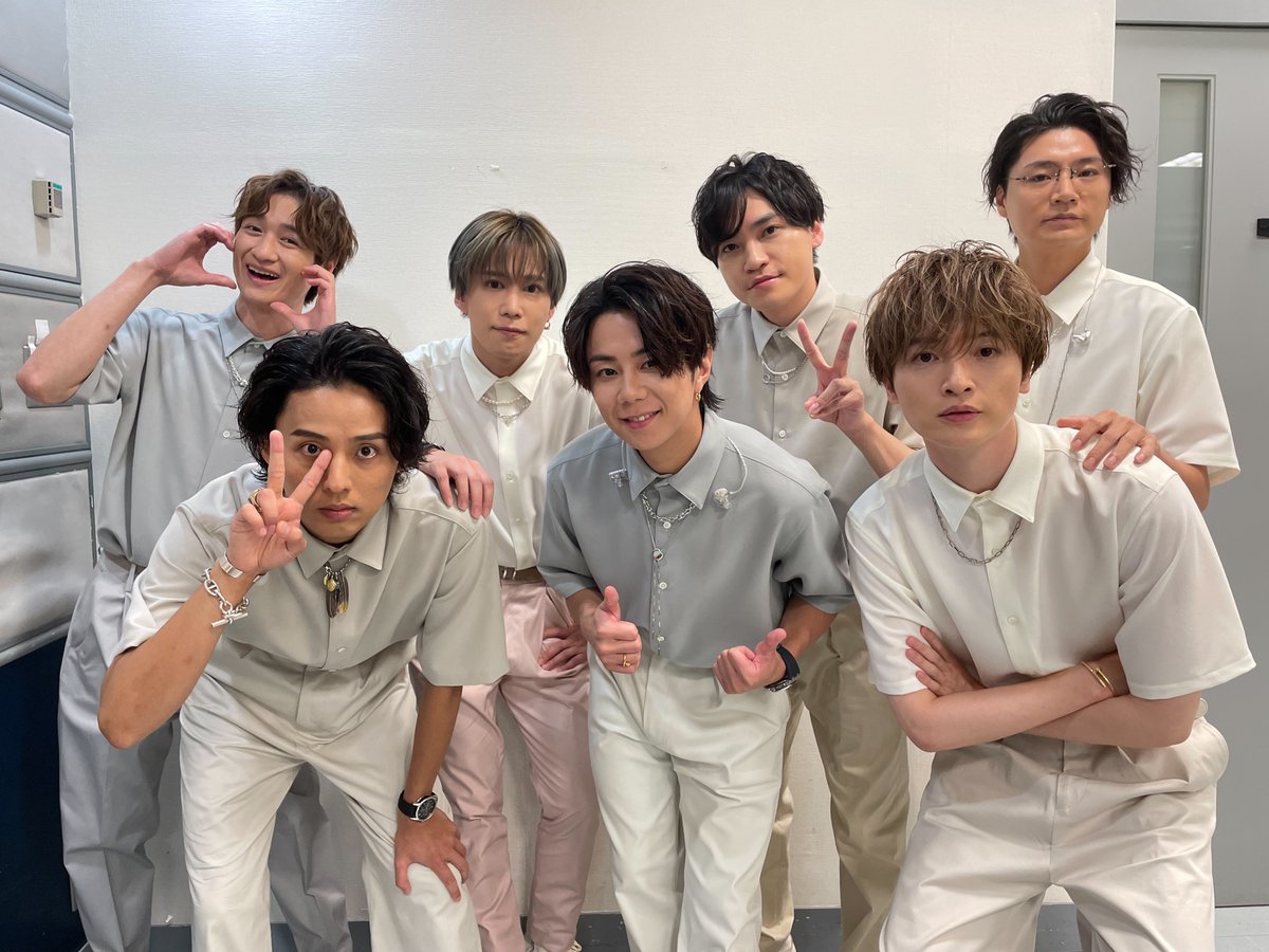 キスマイ、7人の爆イケビジュが大優勝『ともに』パフォーマンスに感涙！ | 歌詞検索サイト【UtaTen】ふりがな付