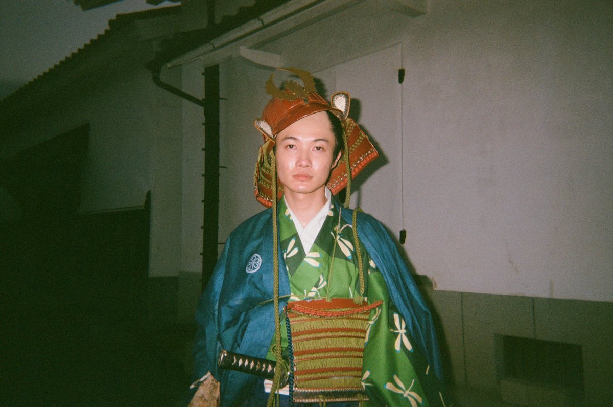 神木隆之介、主演映画『大名倒産』アピールも笑顔見せず・・・「どんな心情？」と気になる人が続出 | 歌詞検索サイト【UtaTen】ふりがな付