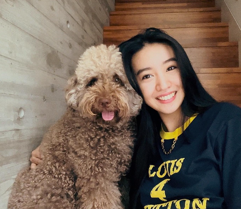 Koki、甘えん坊なルンちゃんにメロメロ！無邪気な笑顔のナチュラルショットにキュンキュン | 歌詞検索サイト【UtaTen】ふりがな付