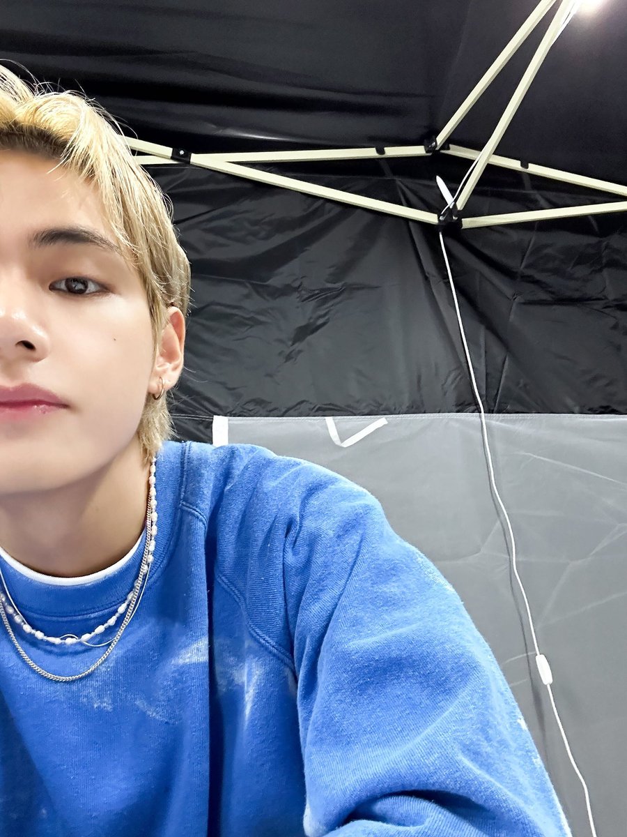 BTS・V、アップの自然体な表情もレベチな美しさ！「IUのパレット」にゲスト出演 | 歌詞検索サイト【UtaTen】ふりがな付