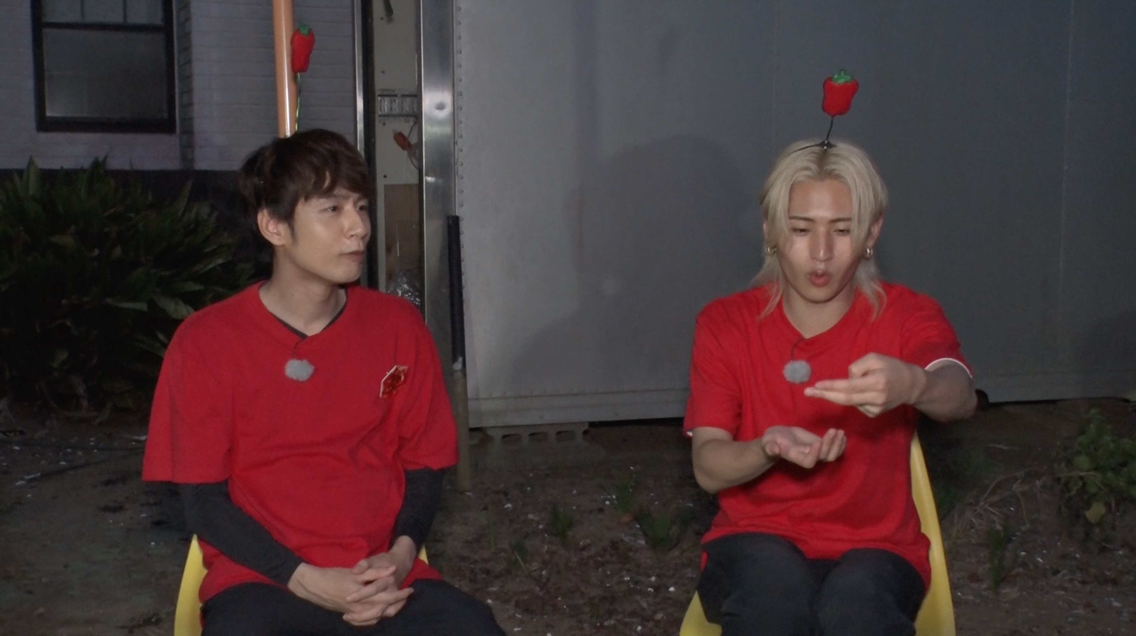 KAT-TUN・中丸雄一、後輩・猪狩蒼弥との楽し気なショットにキュン！仲良しまるがりコンビがまた見たい | 歌詞検索サイト【UtaTen】ふりがな付