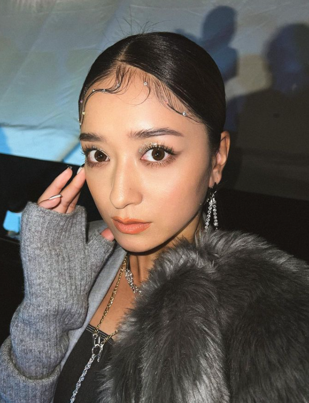 みちょぱ、女神のような姿にうっとり！TGC北九州で見せた圧巻の美しさ | 歌詞検索サイト【UtaTen】ふりがな付