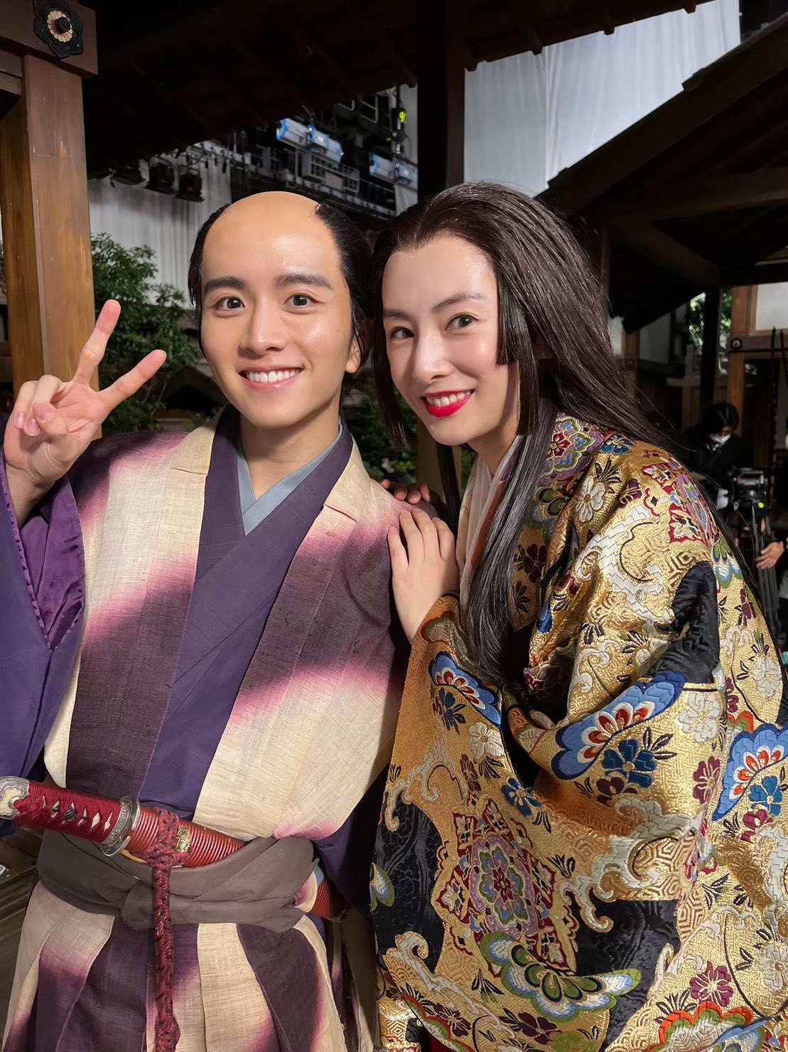 北川景子、板垣李光人を「出荷しない」？！麗しの先輩後輩ショットに釘付け | 歌詞検索サイト【UtaTen】ふりがな付