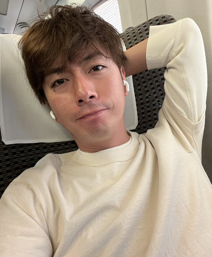 A.B.C-Z・河合郁人、しんみり寂しそう？車内販売最後のアイスコーヒーを堪能 | 歌詞検索サイト【UtaTen】ふりがな付