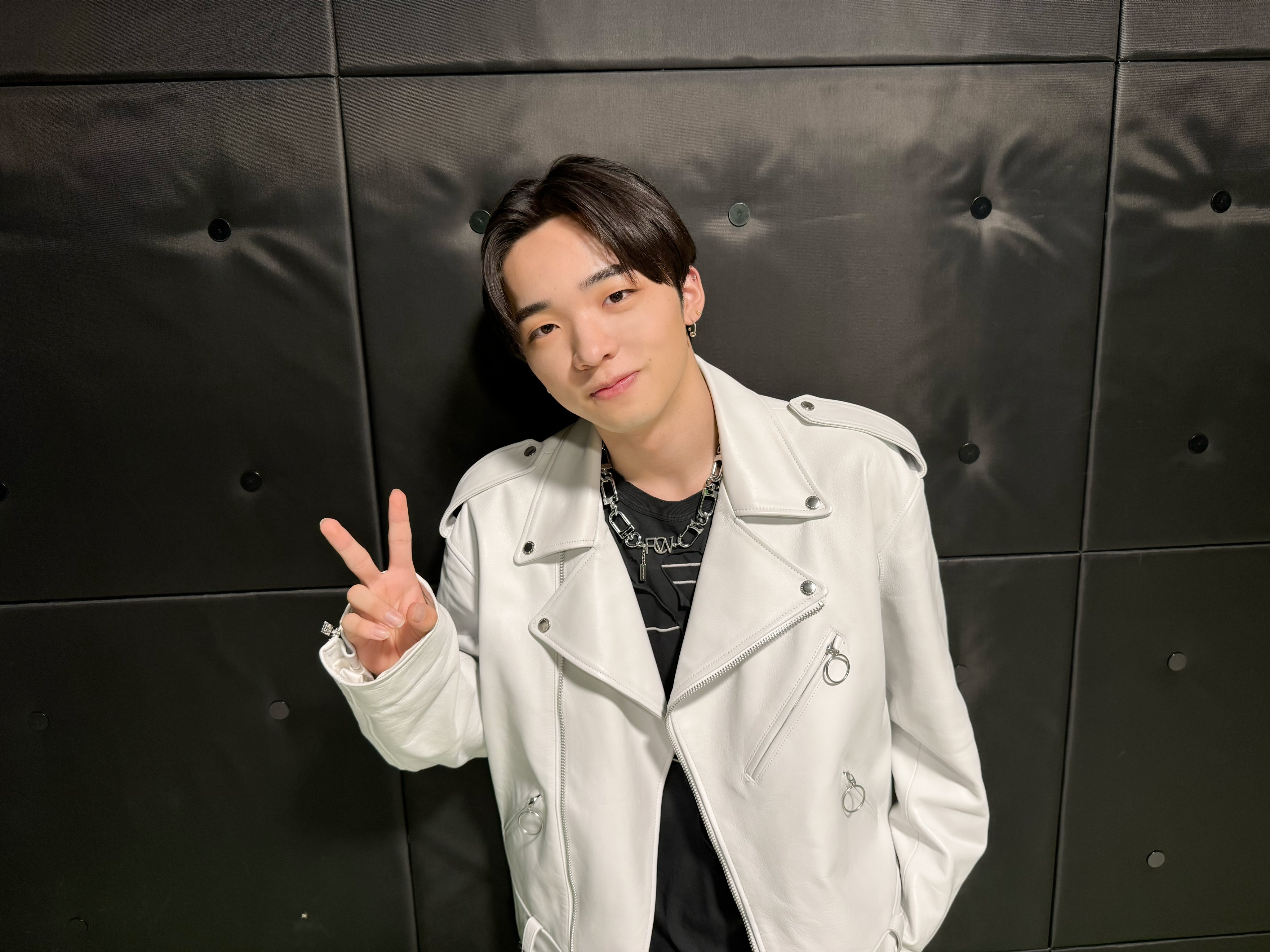 BE:FIRST・RYUHEI、白ライダースの大人びた表情に沼落ち必至！17歳のバースデーに祝福コメント殺到 | 歌詞検索サイト【UtaTen ...