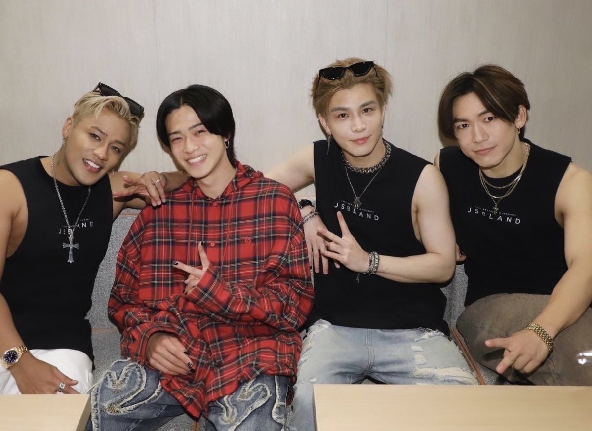 三代目JSB・岩田剛典、ELLY＆NAOTOとコムドット・やまとをおもてなし！ | 歌詞検索サイト【UtaTen】ふりがな付