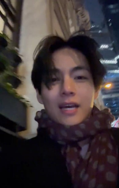 BTS・V、誕生日に「今日は僕の誕生日」とメッセージ！テテからのサプライズにファン歓喜 | 歌詞検索サイト【UtaTen】ふりがな付