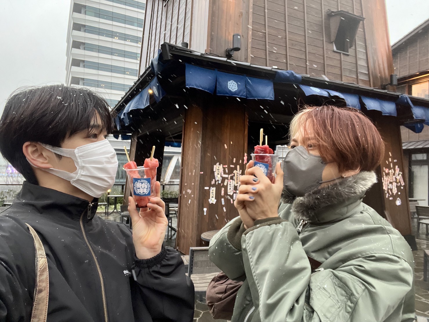 INI・池﨑理人、後藤威尊とラブラブデート！雪の中でもオーラダダ漏れでマグロを堪能 | 歌詞検索サイト【UtaTen】ふりがな付