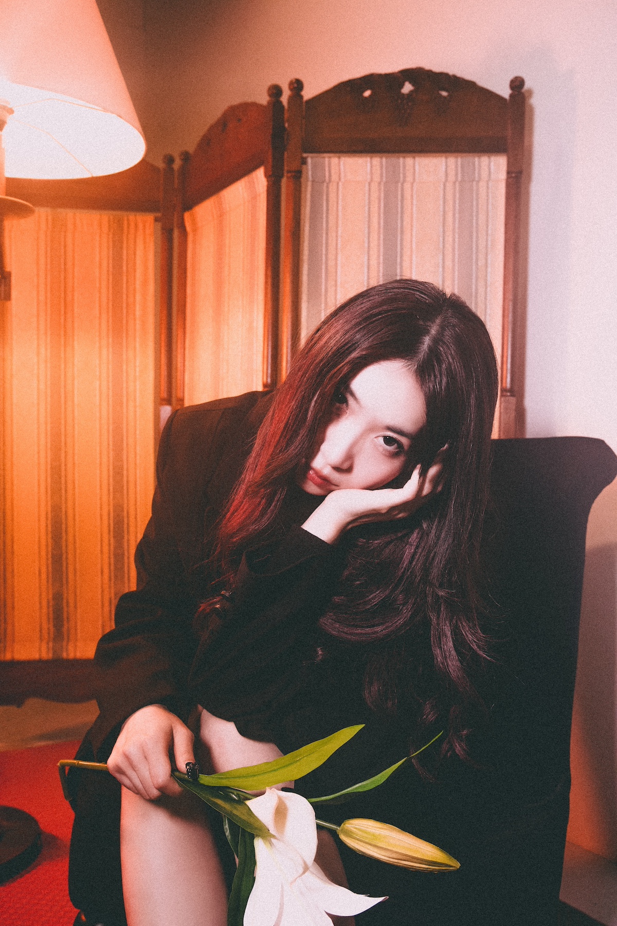 【BURNABLE/UNBURNABLE】バナブル新作MVは白い犬が天国とひたすら地獄を駆け回る | 歌詞検索サイト【UtaTen】ふりがな付