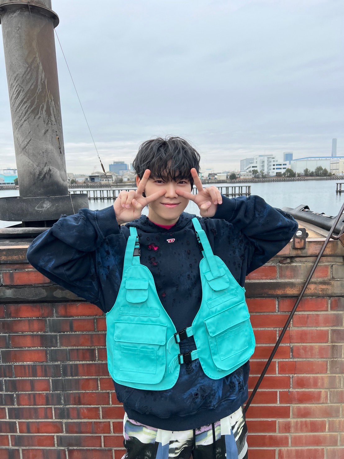 INI・木村柾哉、可愛いが過ぎるダブルピース！癒しそのものな笑顔に沼落ち確定 | 歌詞検索サイト【UtaTen】ふりがな付