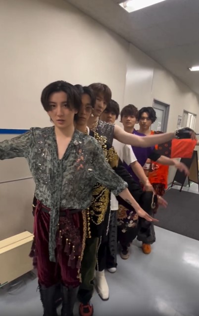 SixTONES、ぐだぐだ&わちゃわちゃが可愛すぎ！ドームツアー名古屋公演2日目の6人 | 歌詞検索サイト【UtaTen】ふりがな付