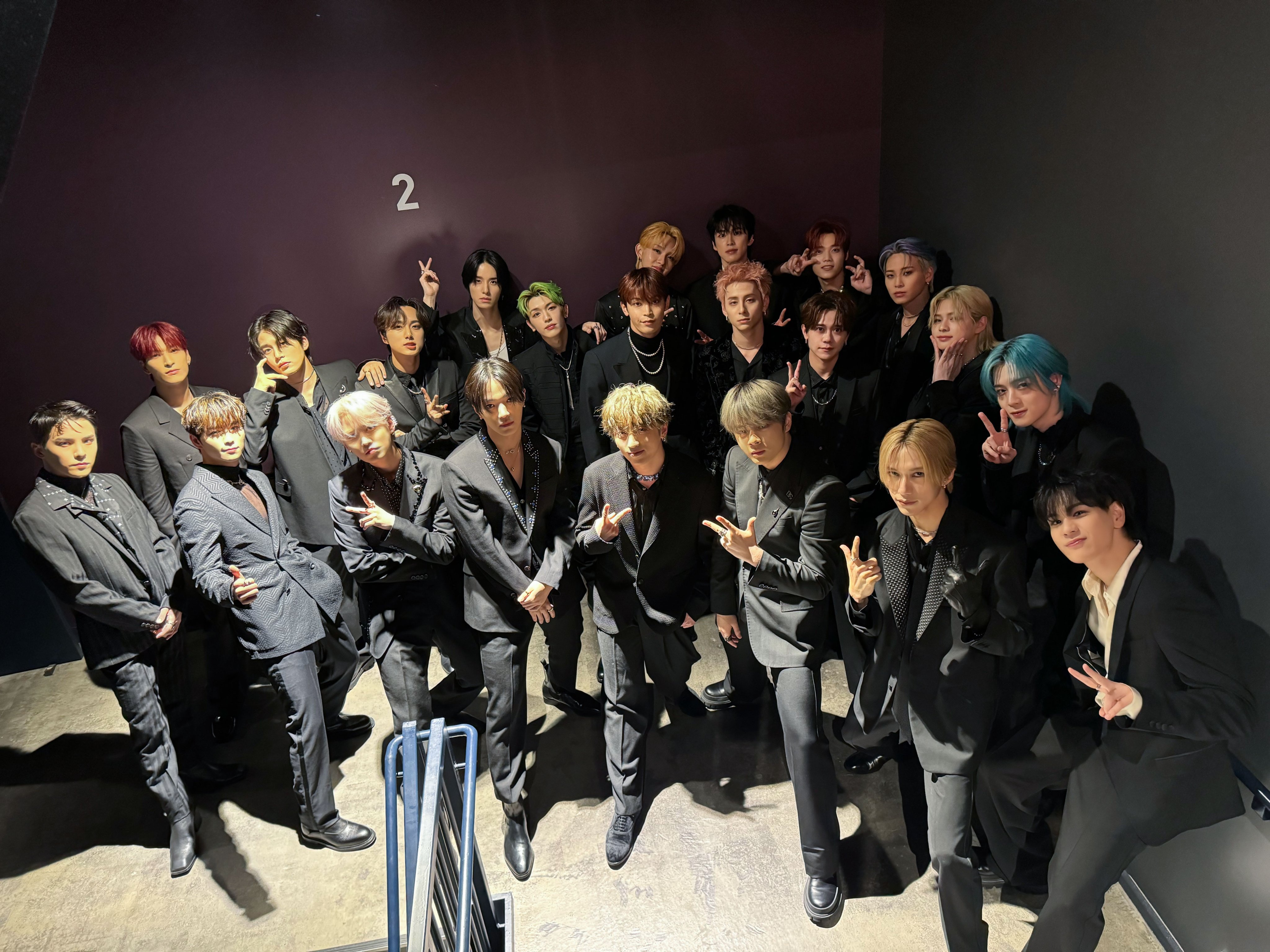 JO1&INI、イケビジュ大集結で絵面強すぎ！「ASEA 2024」に出演 | 歌詞検索サイト【UtaTen】ふりがな付